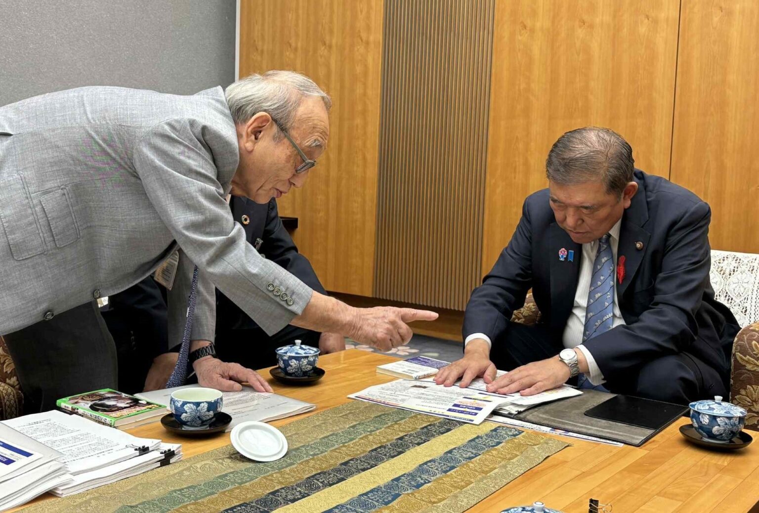 石破総理に「地域公共交通抜本的改革」の要請 | 両備グループ 公式サイト - Ryobi Group